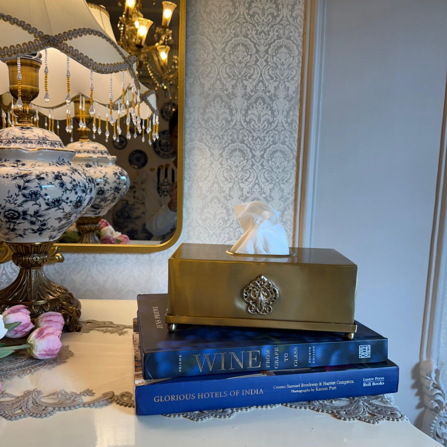 Royal Brass Tissue Box - Castle & Co. Décor